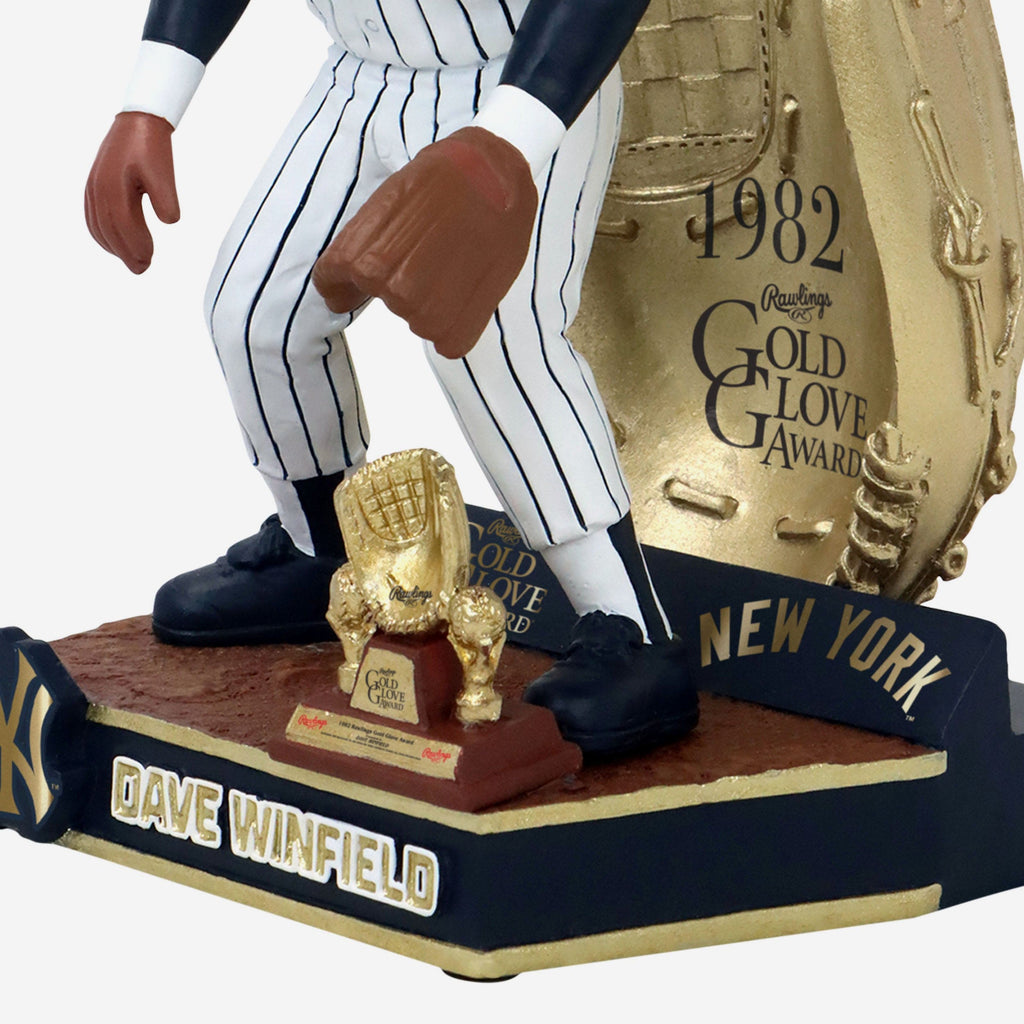 Dave Winfield New York Yankees 1982 Gold Glove Bobblehead FOCO